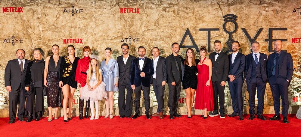 NETFLIX'DEN "ATİYE"YE GÖRKEMLİ GALA | Kitaptan Sanattan